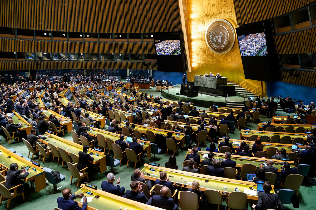 UN approves resolution calling for Russia to leave Ukraine