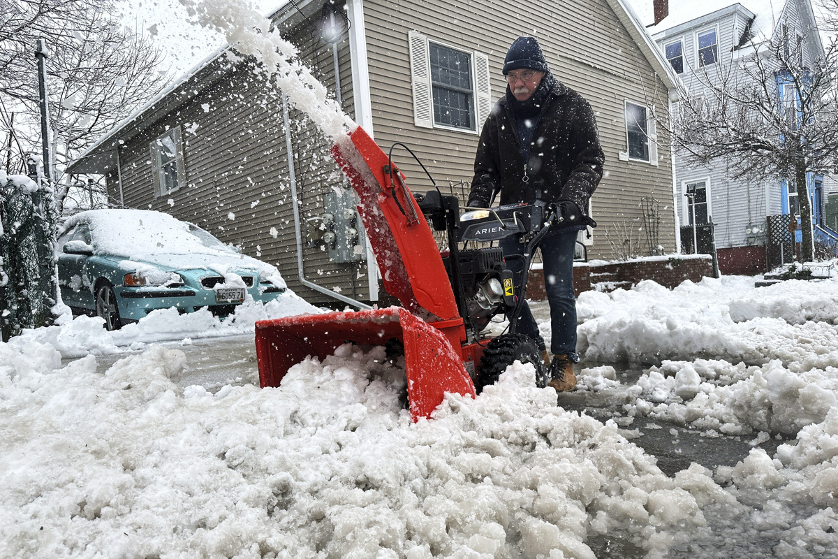 Disaster declared for April snowstorm that slammed Maine