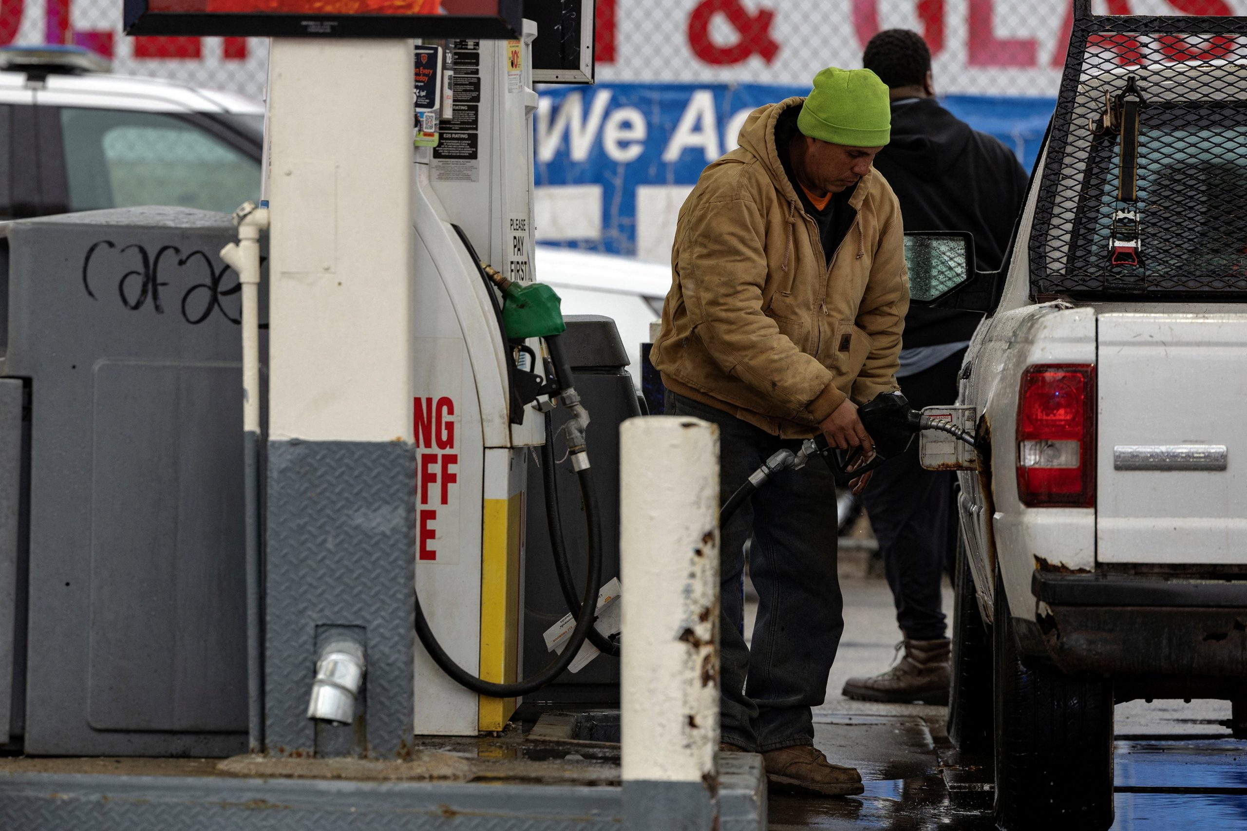 Tracking the latest gas prices in Maine - Bangor Daily News