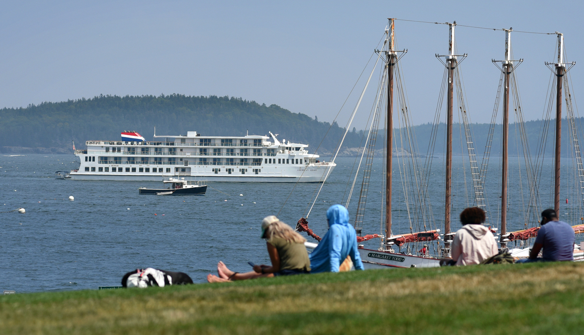 Bar Harbor’s cruise ship battle has cost the town $111K in less than a year