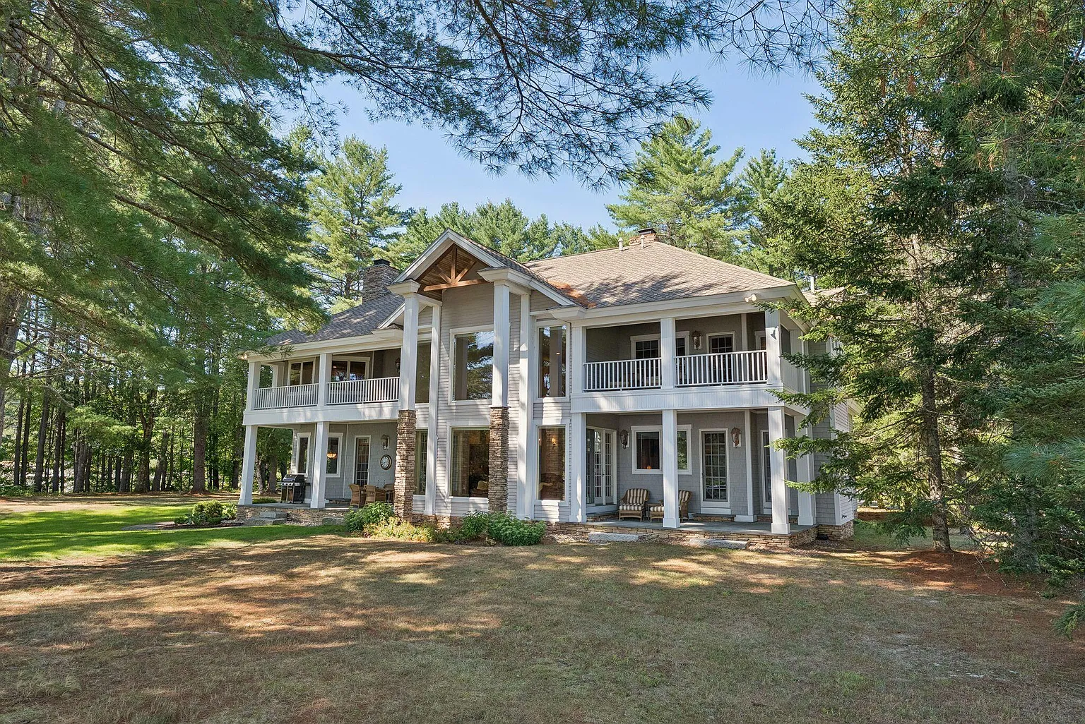 This ‘extraordinary’ $5.2M Maine estate comes with 800 feet of lake ...
